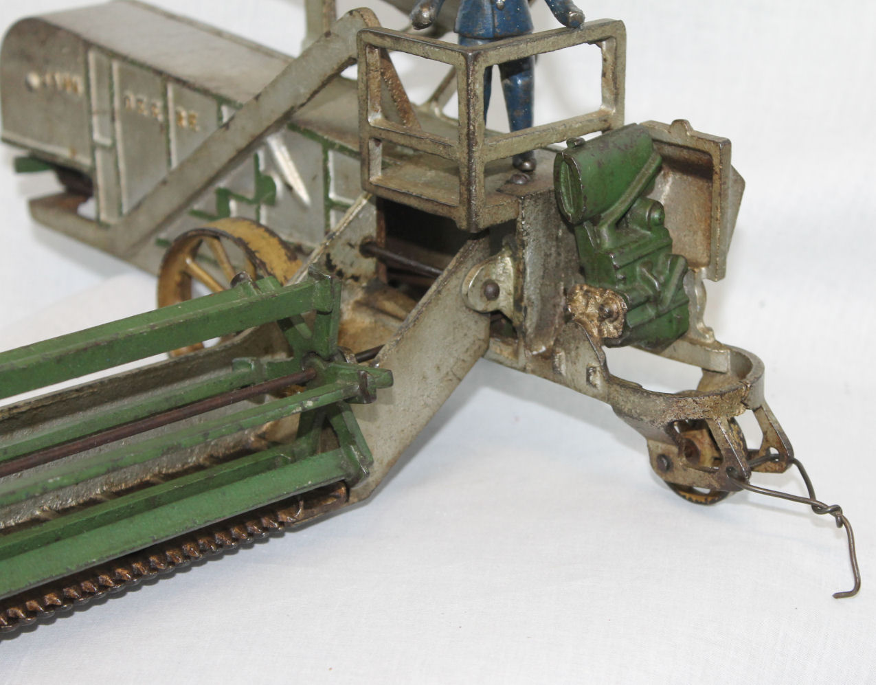 Bargain John's Antiques | Cast Iron Toy John Deere Combine - Vindex ...