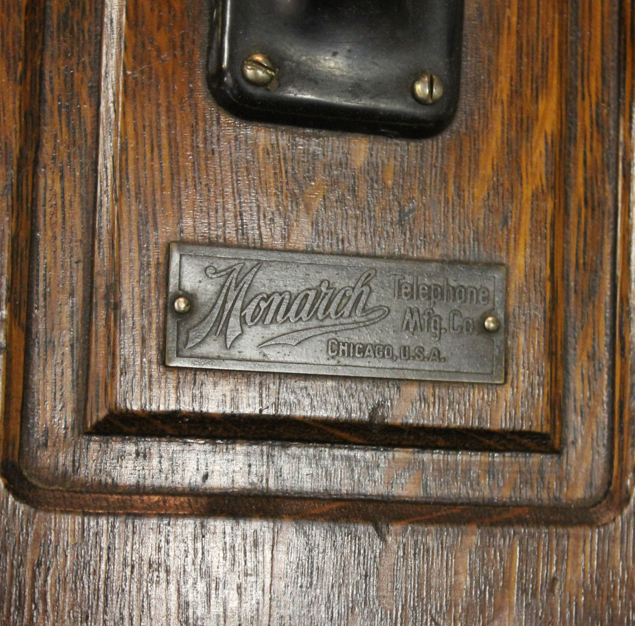 Bargain John's Antiques | Antique Oak Wall Mount Monarch Company ...