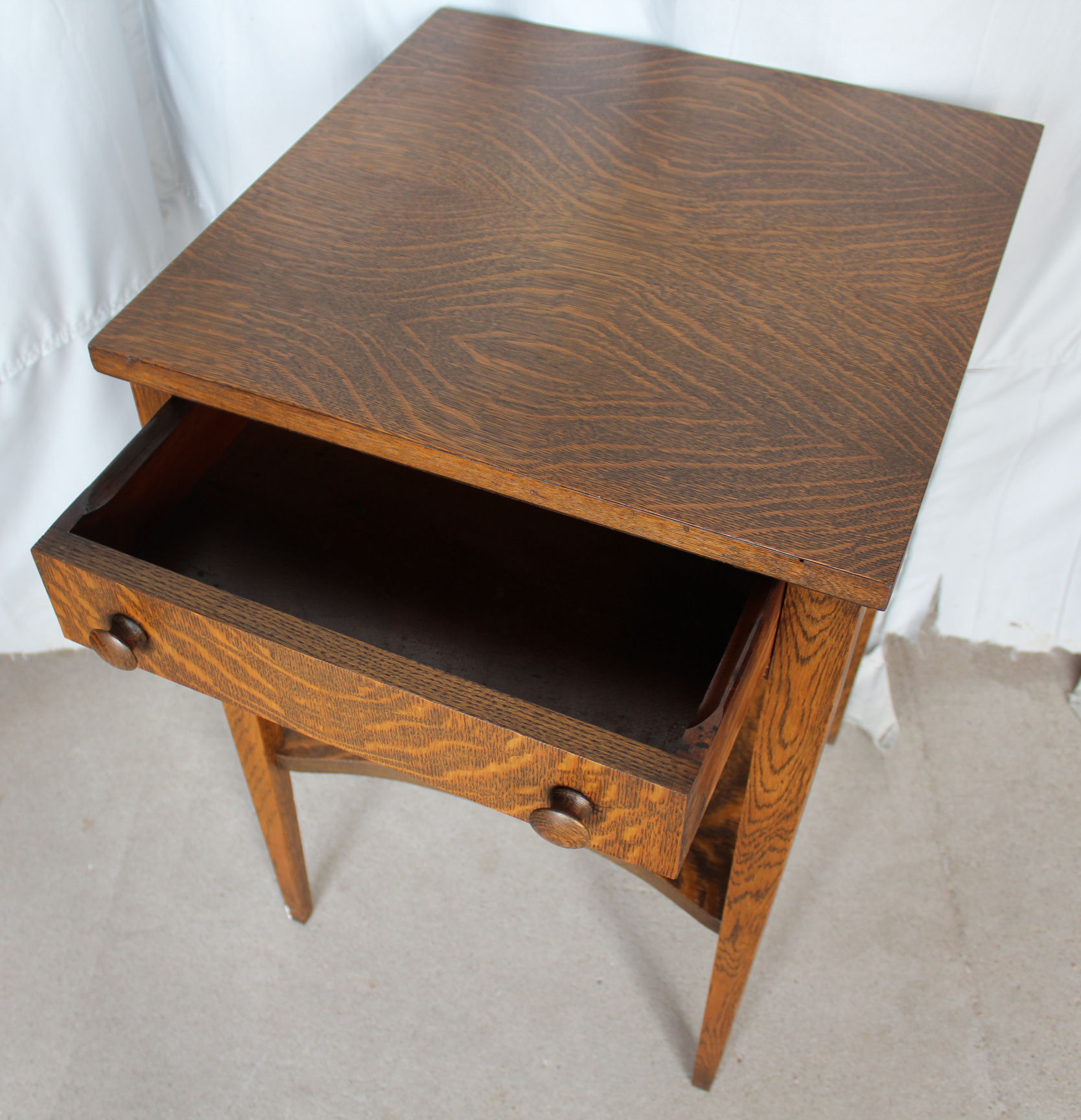 Bargain John's Antiques | Antique Oak Parlor LampTable - drawer in top ...