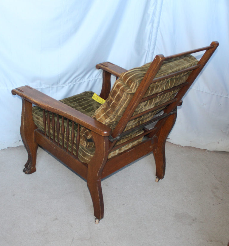 Bargain John's Antiques | Antique Oak Morris Chair - claw feet ...