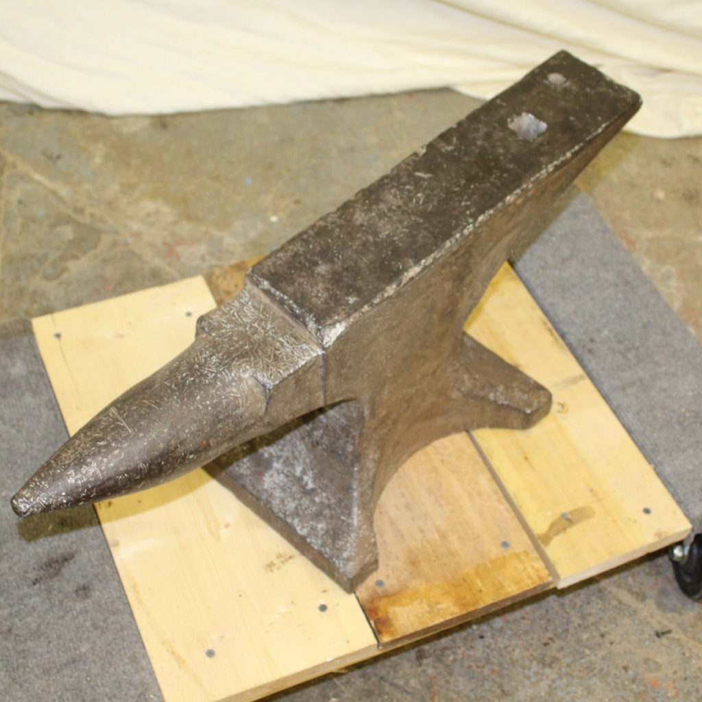 Bargain John's Antiques | Antique Blacksmith Iron Anvil - Trenton - 130 ...