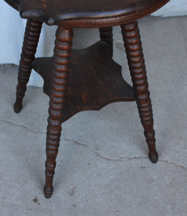 Bargain John's Antiques | Antique Oak Lamp Table - original finish ...