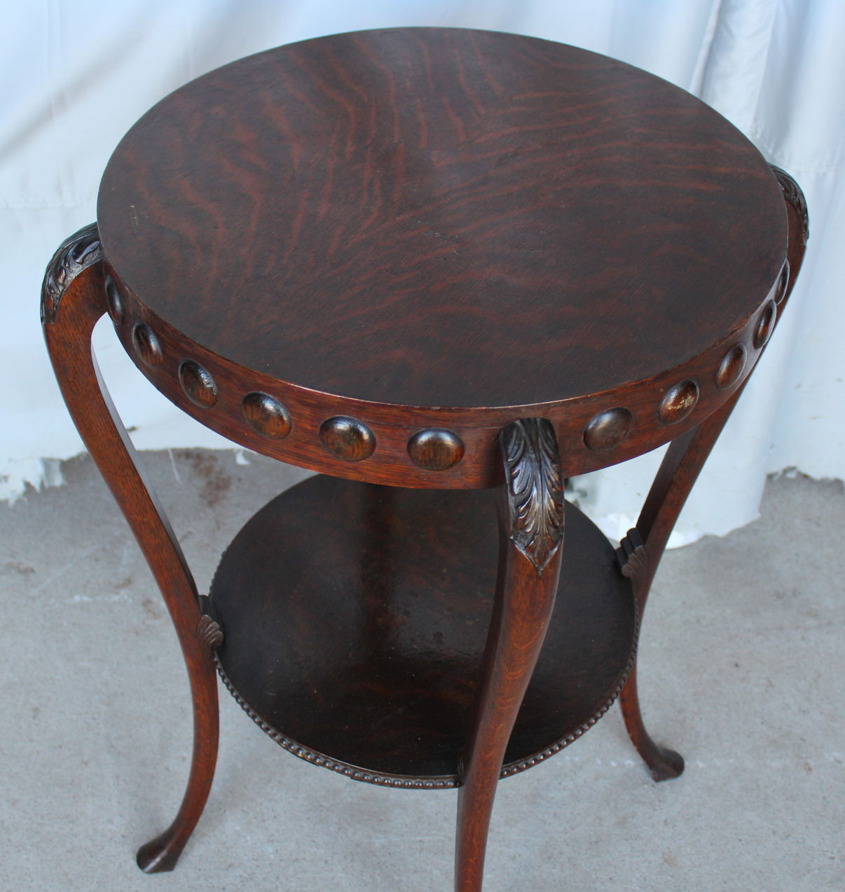 Bargain John's Antiques | Antique Oak Parlor or Lamp Table - Round ...