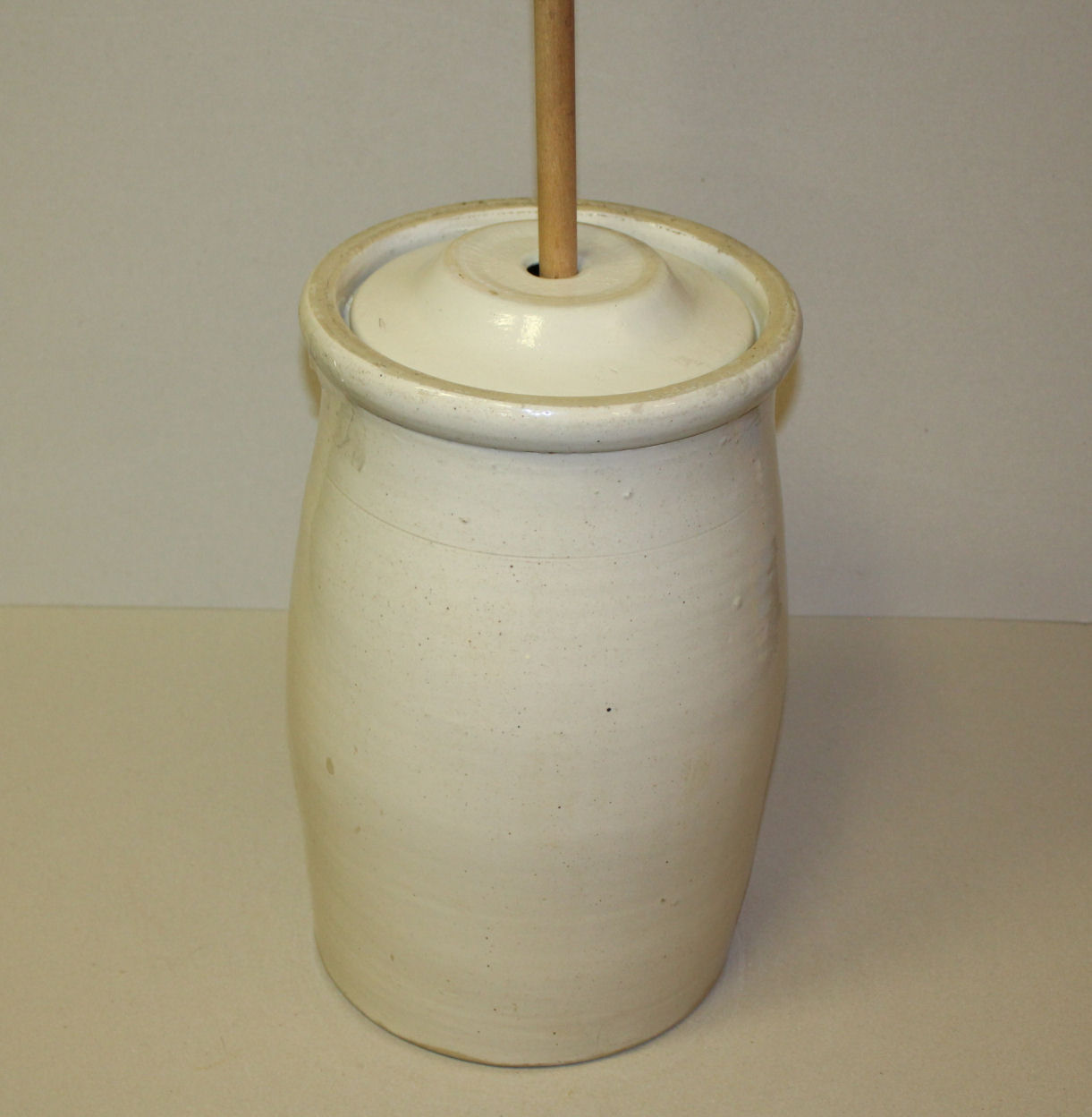 Bargain John's Antiques | Red Wing Stoneware 6 Gallon Butter Churn ...