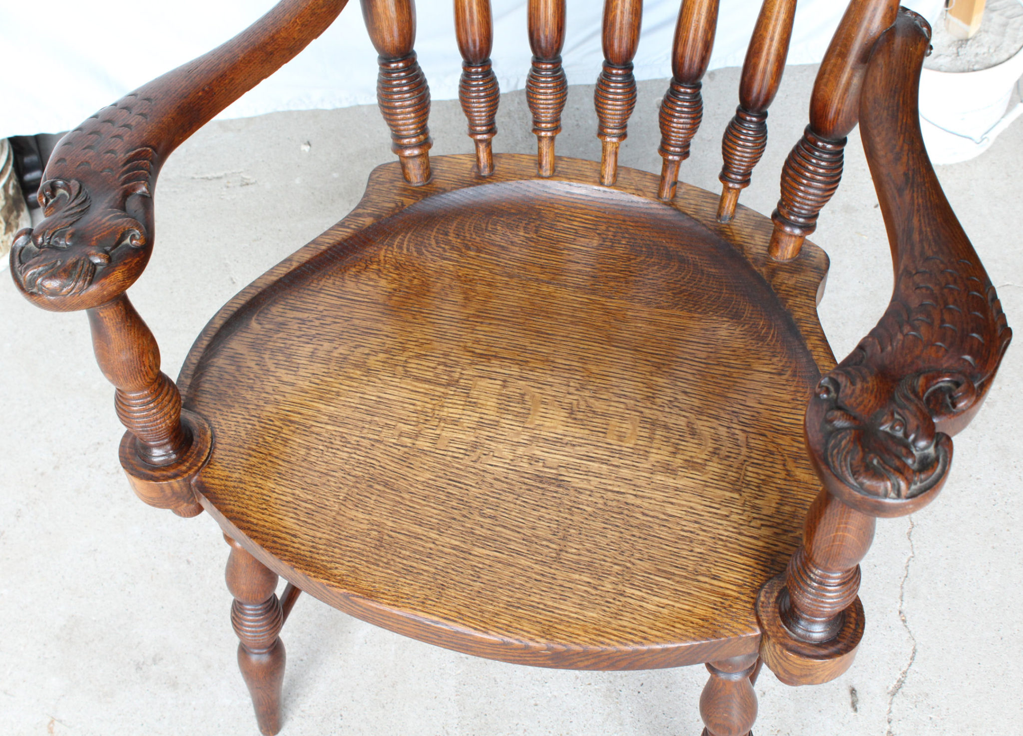 Bargain John's Antiques | Antique Quarter Sawn Oak arm Chair - Carved ...