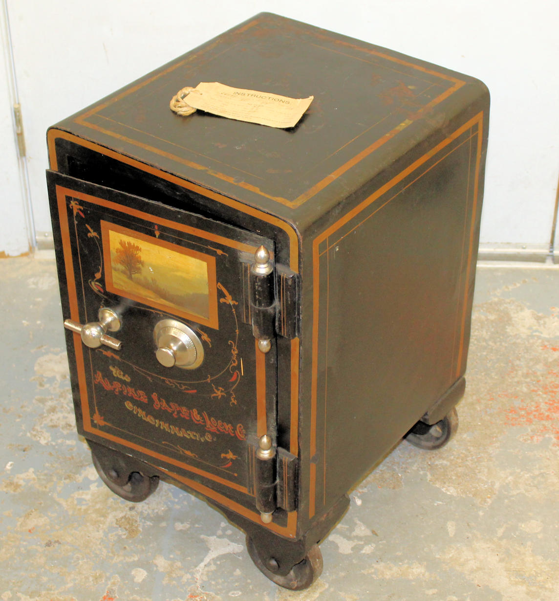 Bargain John's Antiques | Antique Iron Safe with Working Combination ...