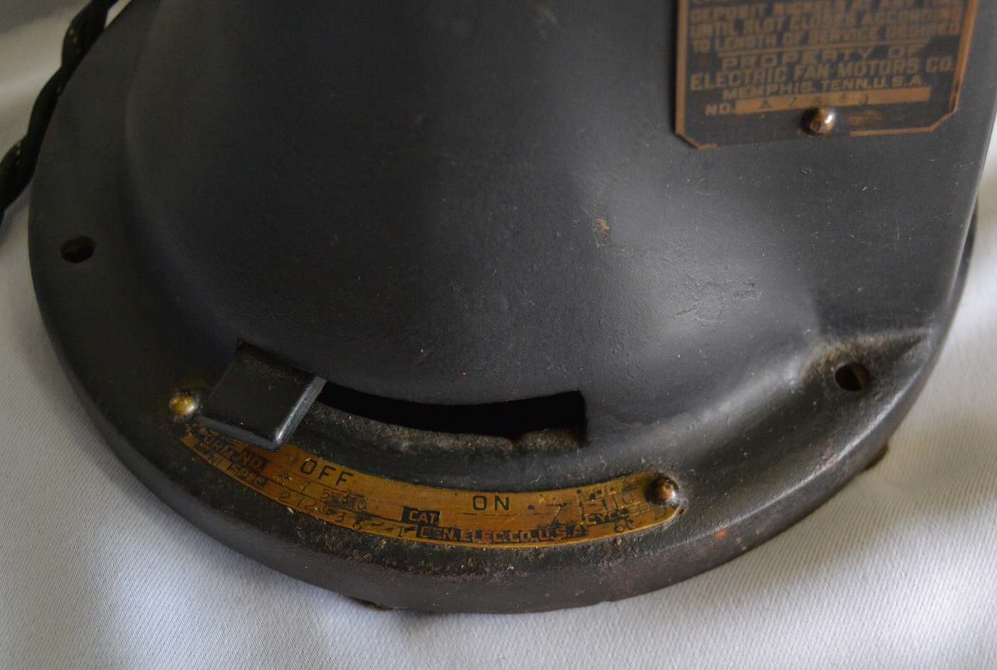 Bargain John's Antiques | Antique Brass Bladed Desk Fan - Coin Operated ...
