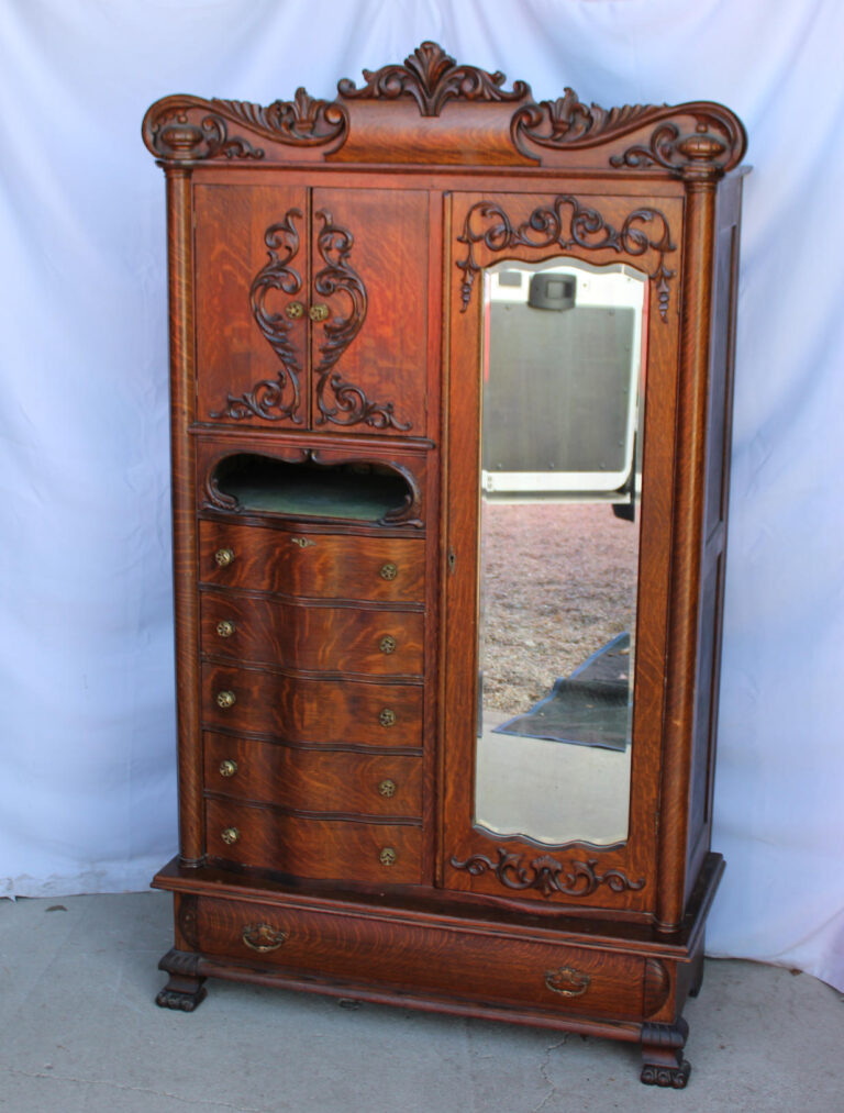 Bargain John's Antiques | Antique Quarter Sawn Oak Chifferobe ...