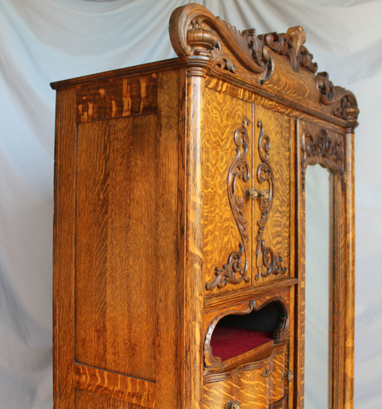 Bargain John's Antiques | Antique Quarter Sawn Oak Chifferobe ...