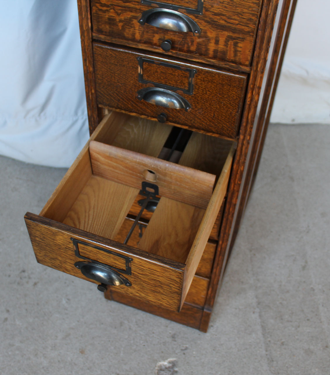 Bargain John's Antiques | Antique Quarter Sawn Oak File Cabinet ...