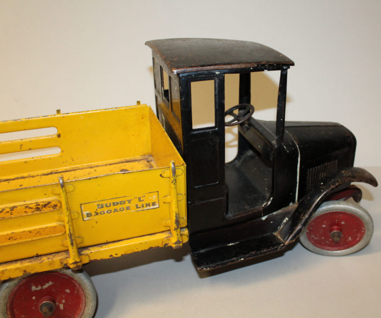 Bargain John's Antiques | Buddy L Baggage Line Toy Truck with Stake Box ...