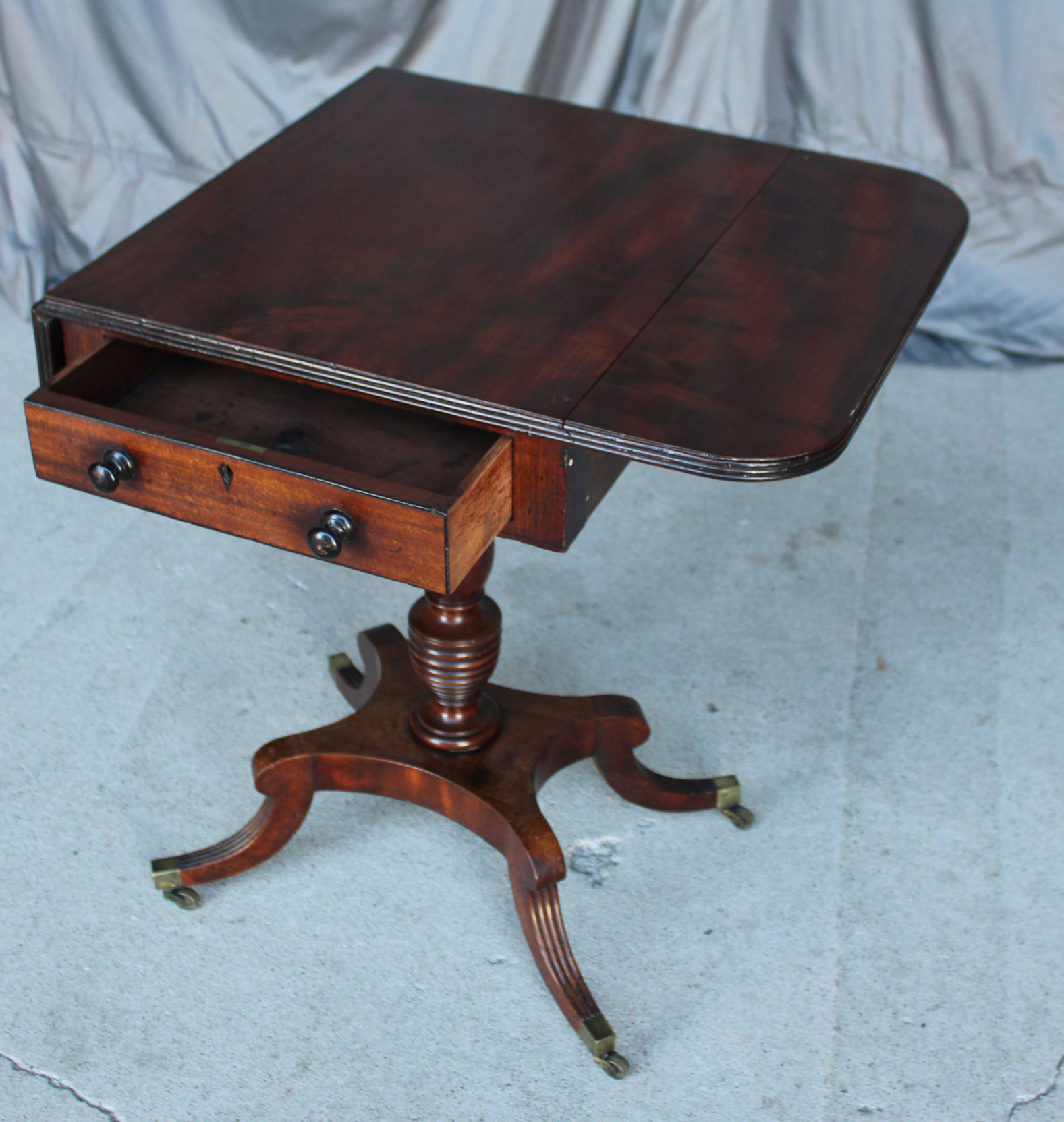 Bargain John's Antiques | Antique Mahogany Early Drop Leaf Side Table ...