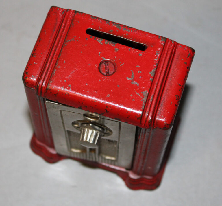Bargain John's Antiques | Antique Cast Iron Radio With Combination Door ...